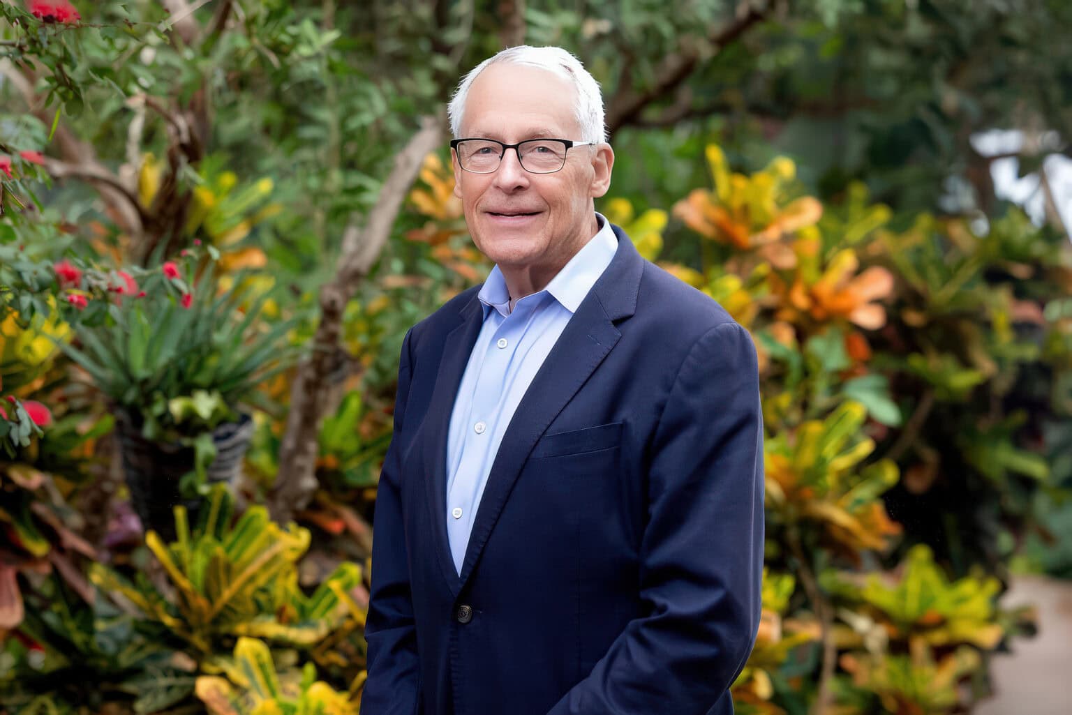 $115 million gift from Rob Walton launches school of conservation ...